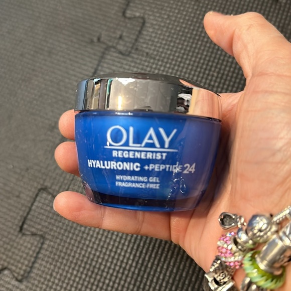 OLAY | Accessories | New Womans Olay Hydrating Gel | Poshmark